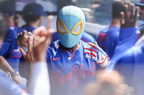 Mets Spider Man Mask Celebration Went From Clubhouse Joke To Spark