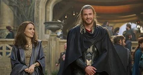 ‘토르 크리스 햄스워스 치매 고위험 진단에 활동 중단