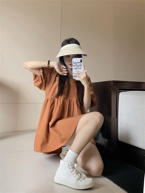루즈핏 여름원피스 미니원피스 여성 반팔 스퀘어넥 밴딩 셔링 주름 봄 바캉스룩 리조트룩 여행 비치 휴양지옷 동남아 휴가 30대