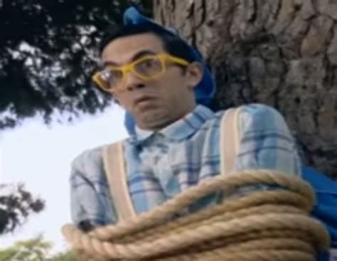 יובל המבולבל ספיישל מר עגבניה יוצא למשימה