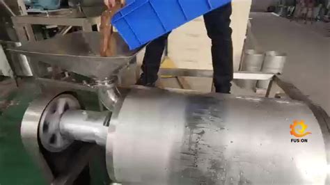 Industrial Tamarind Seeds Removal Pulp Extractor Machine Tamarind Juice