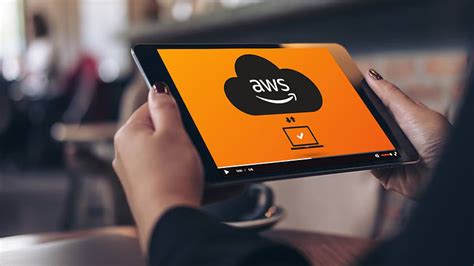 A Comparative Analysis Of Aws And Azure Essential Distinctions Blog