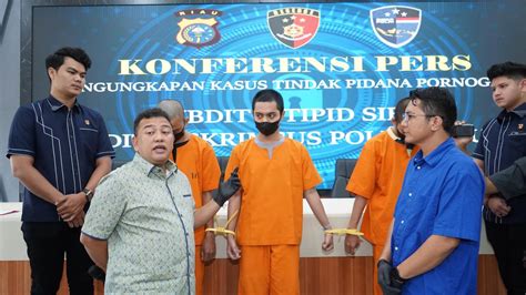 Polisi Tangkap Pria Penyuka Sesama Jenis Sebar Konten Pornografi Cari Lawan Berhubungan Badan