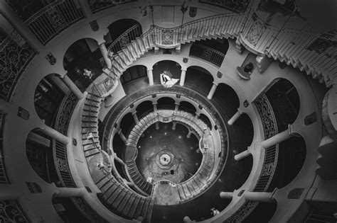 Examples Of Symmetrical Balance In Photography