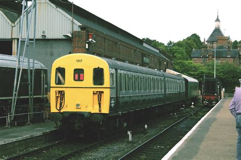 Last Train To Eridge Class 207 Demu 1317 Sitting At Tunbri Flickr