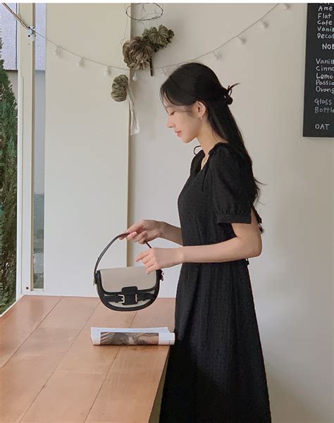 리리앤코 링디젠디 하트넥 리본 퍼프 엠보 롱원피스 봄 여름신상 데일리룩 데이트룩 바캉스룩 여행룩 해변가룩 러블리룩 여름원피스 하트넥원피스 퍼프원피스 롱원피스 엠보원피스