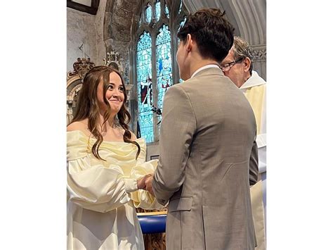 Lexi Fernandez And Harry Cordingley Reaffirm Their Love With Second