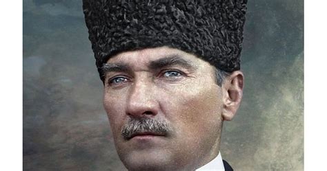 Турция отдава почит на Ататюрк