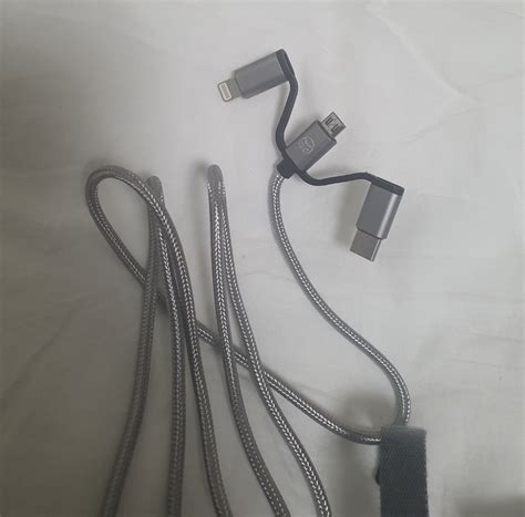 에이블리 디지지 3 In 1 멀티 고속충전 케이블 메탈패브릭 급속 아이폰 8핀 갤럭시 C타입 5핀 아이패드 갤럭시탭 핸드폰 스마트폰 휴대폰 멀티 케이블