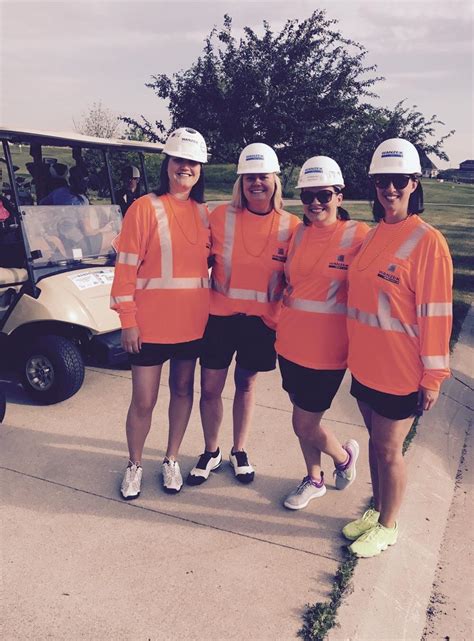 Team Wanzek Golfing At The United Way Womens Leadership Golf Scramble Safetyfirst Wanzek