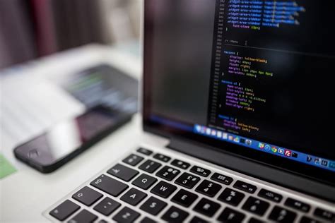 Ubuntu Vs Linux Using A Free Operating System Career Karma