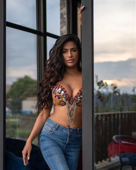 Poonam Pandeys Yellow Bikini Outfit Outdoor Photoshoot Goes Viral