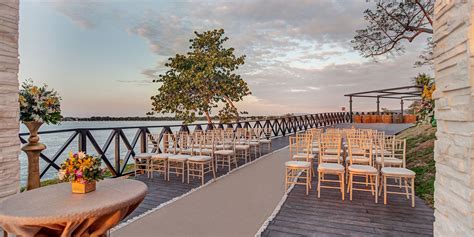Royalton Ocean Pier Wedding Venue In Hideaway At Royalton Negril Jamaica