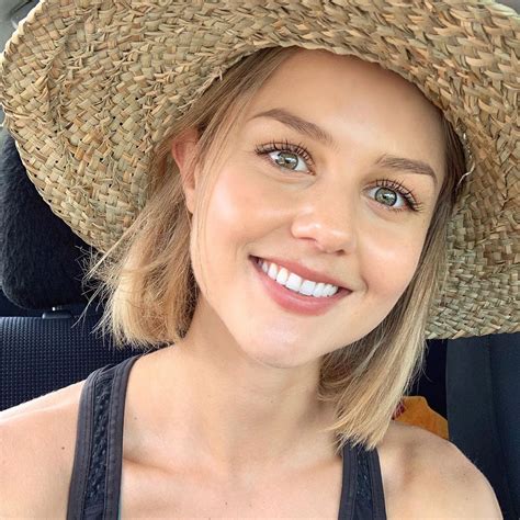 Isabelle Cornish Rprettygirls