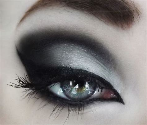 Gothic Makeup Ideas For Mugeek Vidalondon