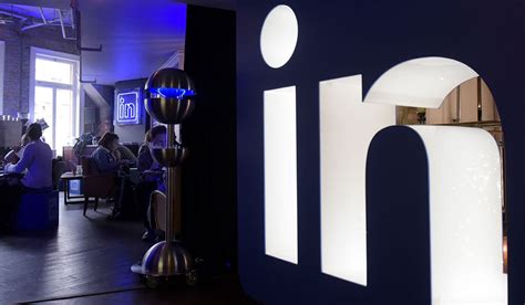 Linkedin Hiring 800 Employees In Dublin Headquarters By Next Summer Extra Ie