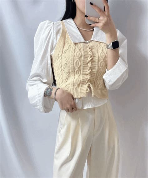 뷔스티에 세트 투피스 조끼 세트 나시 꽈배기 조끼 코르셋 조끼 크롭 셔츠 벌룬 퍼프 니트조끼 에이블리