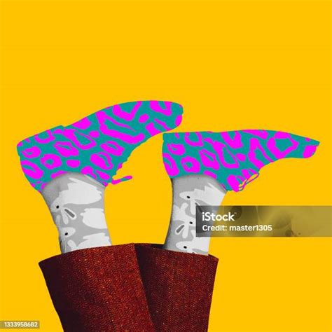 현대적인 디자인 현대 미술 콜라주 영감 아이디어 트렌디 한 도시 잡지 스타일 텍스트 또는 광고를 삽입할 수 있는 네거티브