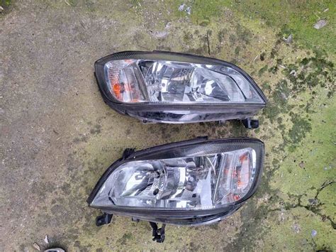 Фарове за опел Зафира А 2004 Фарове Стопове Мигачи Резервни части консумативи аксес