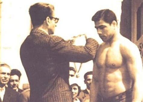 نطق پیروزی استالین در جنگ جهانی دوم نبرد هوایی نفس‌گیر در جنگ فالکلند