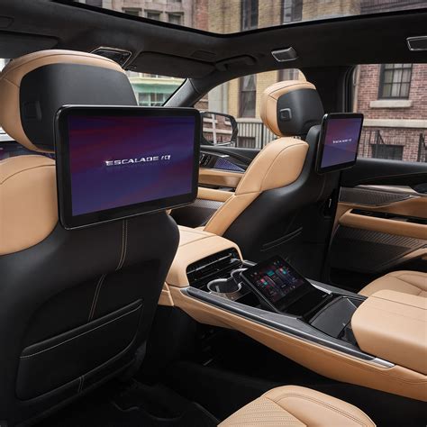 2026 Escalade Iq Luxury Electric Suv Gallery Cadillac
