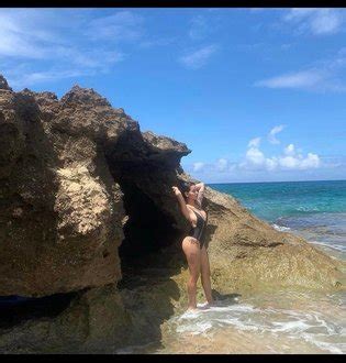 Bella Poarch Luscious Hentai Manga Porn