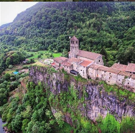 Castellfollit De La Roca Looks Like A Town That Photography Fine