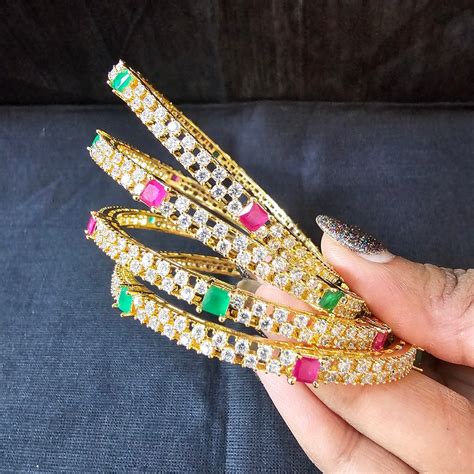 Indisches Armreifen Set 4 Armreifen Set 22 Karat Vergoldet Matt