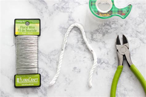 How To Make A Colorful Fun Rope And Yarn Keychain