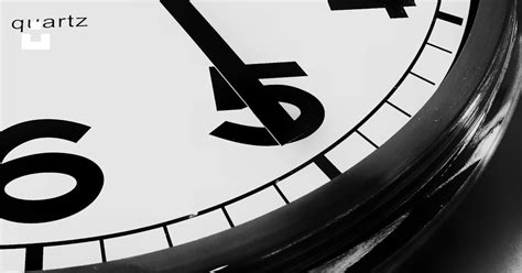 흑백 아날로그 시계 사진 Unsplash의 무료 하얀 이미지