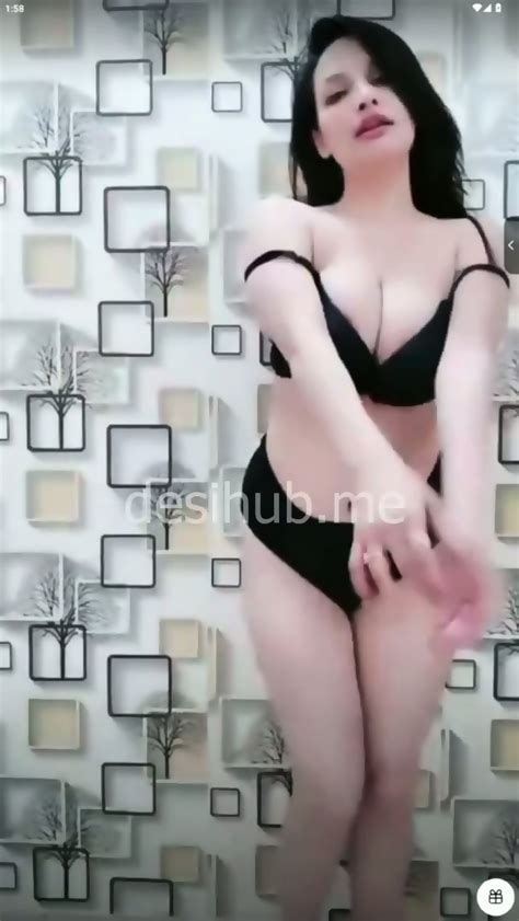 Indian Model Plixie Strip Eporner