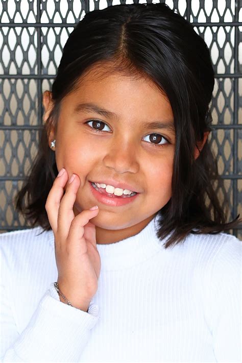 Brianna Garnica Entourage Model And Talent