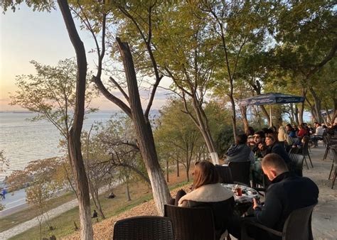 Moda Istanbul Guide A Local Seaside Escape In Kadikoy