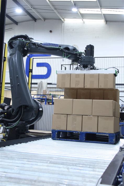 Small Footprint Palletiser Cell Granta Automation