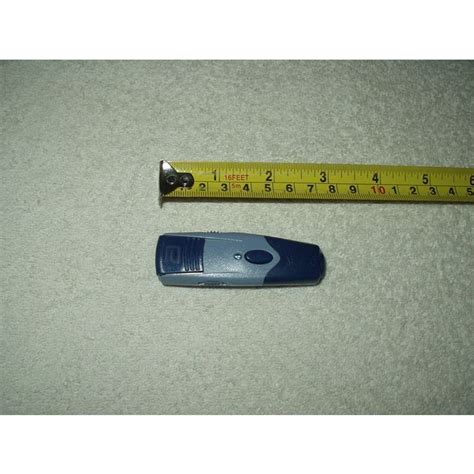 Freestyle Lancing Device Only 2nd Version Slightly Thinner Than 1st On Ebid Australia 221553258