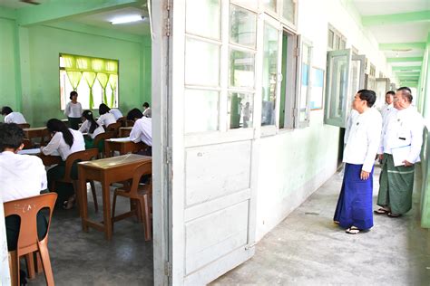 နေပြည်တော်ကောင်စီဥက္ကဋ္ဌ ဦးသန်းထွန်းဦး ဇမ္ဗူသီရိမြို့နယ်အတွင်းရှိ