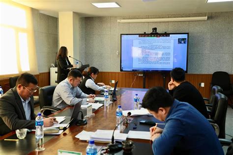 АЙМГИЙН ИРГЭДИЙН ТӨЛӨӨЛӨГЧДИЙН ХУРЛЫН ЗӨВЛӨЛ ХУРАЛДАЖ БАЙНА