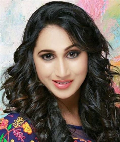 Anjali Ameer Movies Bio And Lists On Mubi