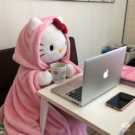 Пин от пользователя Daniela Naomi на доске Hello Kitty в 2025 г Hello Kitty картинки Дизайн