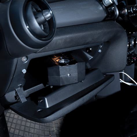 Mp7957 12v Analogue Compact Air Compressor Maypole