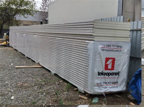 სენდვიჩ პანელი