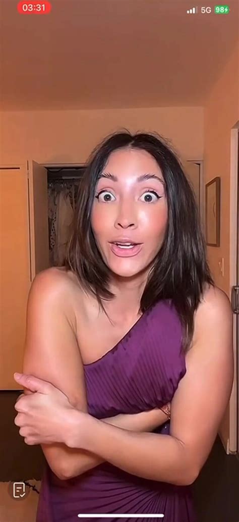 Accidental Nipslip In Dress Thisvid Com