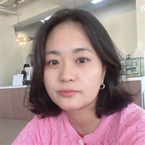 Jee Kims Instagram Twitter And Facebook On Idcrawl