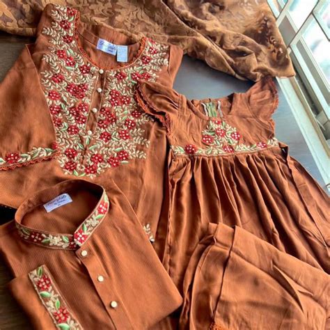 এই গাউনটি একদম পারফেক্ট চয়েস হিজাবী ও বোরখা পরা আপুদের জন্য। যারা বোরখার অল্টারনেটিভ হিসেবে