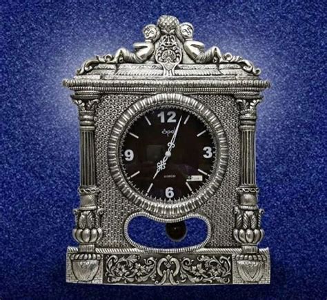 Analog Rectangular Silver Clock For Decoration At ₹ 25000piece In Udaipur