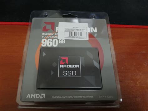 SSD диск AMD 2.5 Radeon R5 960 Гб SATA III 3D NAND TLC R5SL960G ...