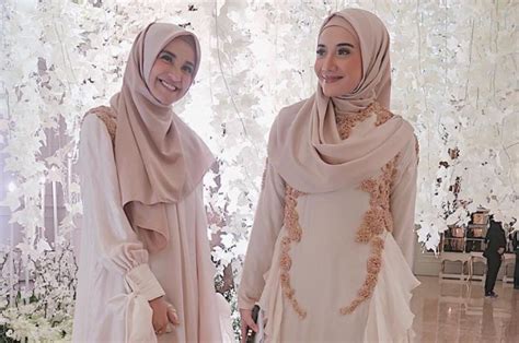 Cantiknya Zaskia Sungkar Dan Shireen Sungkar Kompak Pakai Busana Kondangan Di Pernikahan Mantan