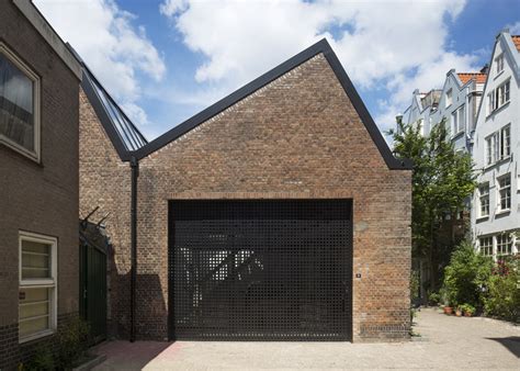 Ronald Janssen Converts Gearwheel Factory Into Residences