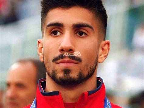 بازیگر معروف صداوسیما کنار نوه ی فوتبالیست و از خودش معروفترش