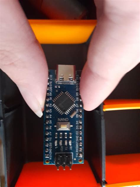 is a diode across dc motor enough to protect the capacitors r arduino